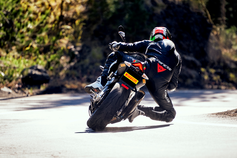 DIABLO ROSSO™ IV Delantero 150/60 R 17 M/C 66H TL | Pirelli